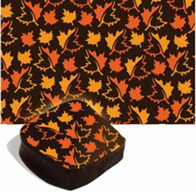 Maple Leaf Transfer Sheet | Chocolat-Chocolat Inc.