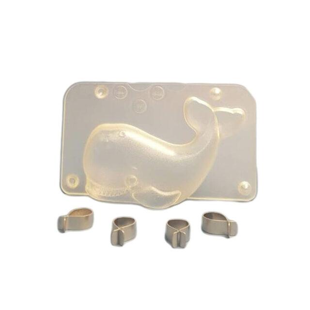 Chocolate Mold 3D - "Willy" the Whale | Chocolat-Chocolat Inc.